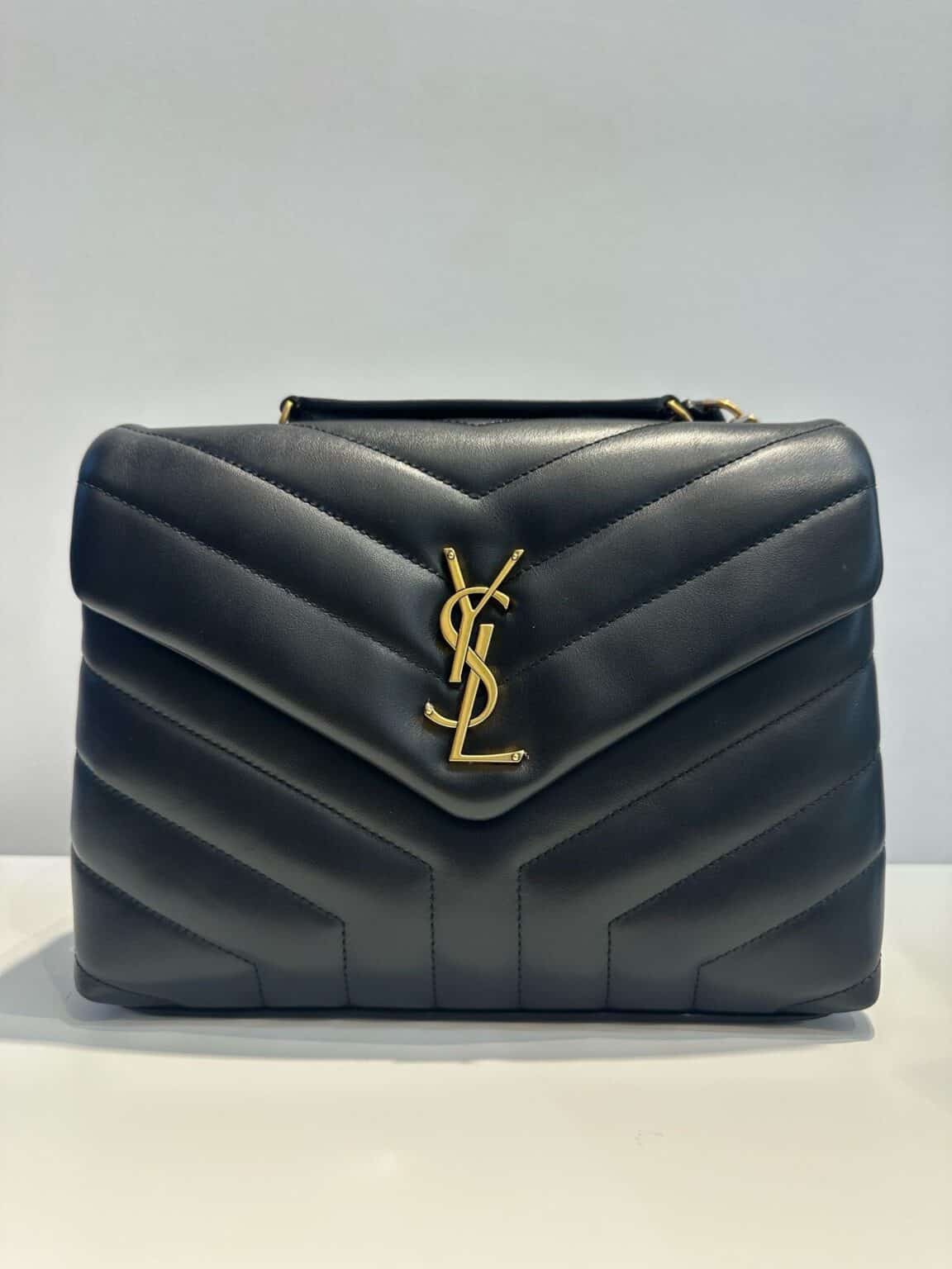 How to check Burberry serial number? | Authentifier